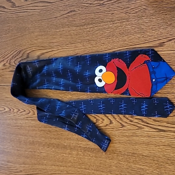 Sesame Street | Accessories | Vintage Elmo Necktie | Poshmark